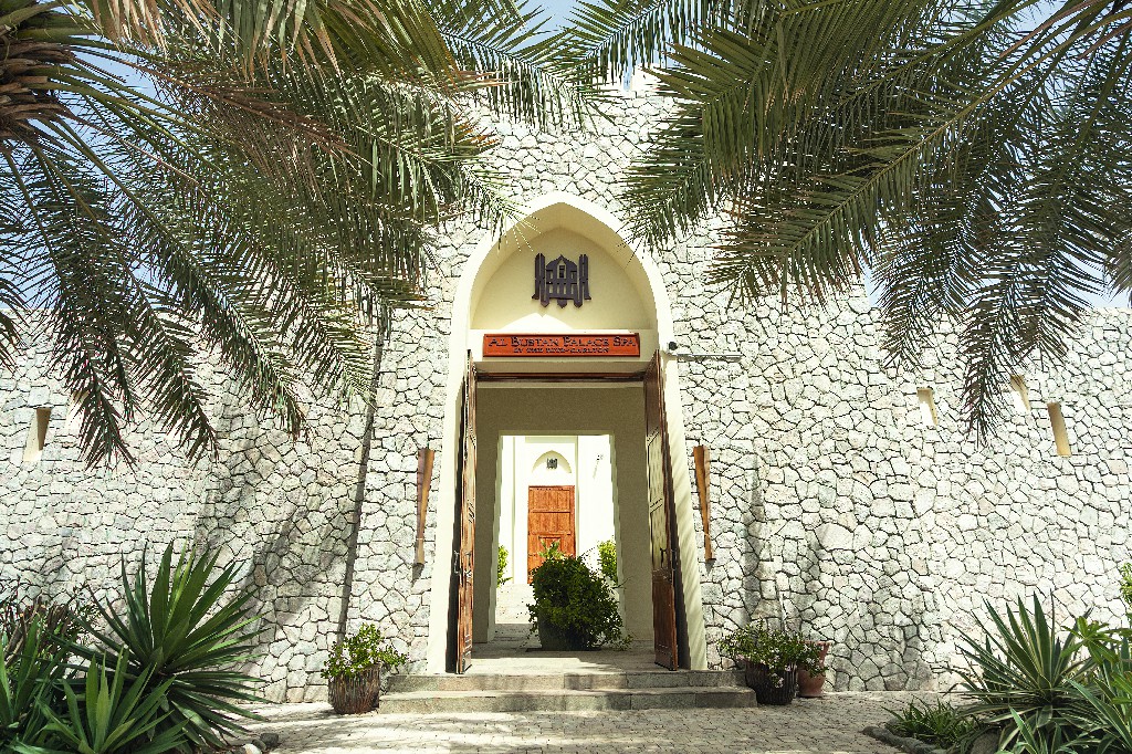 Al Bustan Palace – Miracle Oman